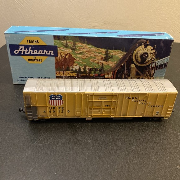Toys | Ho Scale Athearn Weathered Upfe Union Pacific Fruit Express 57 ...